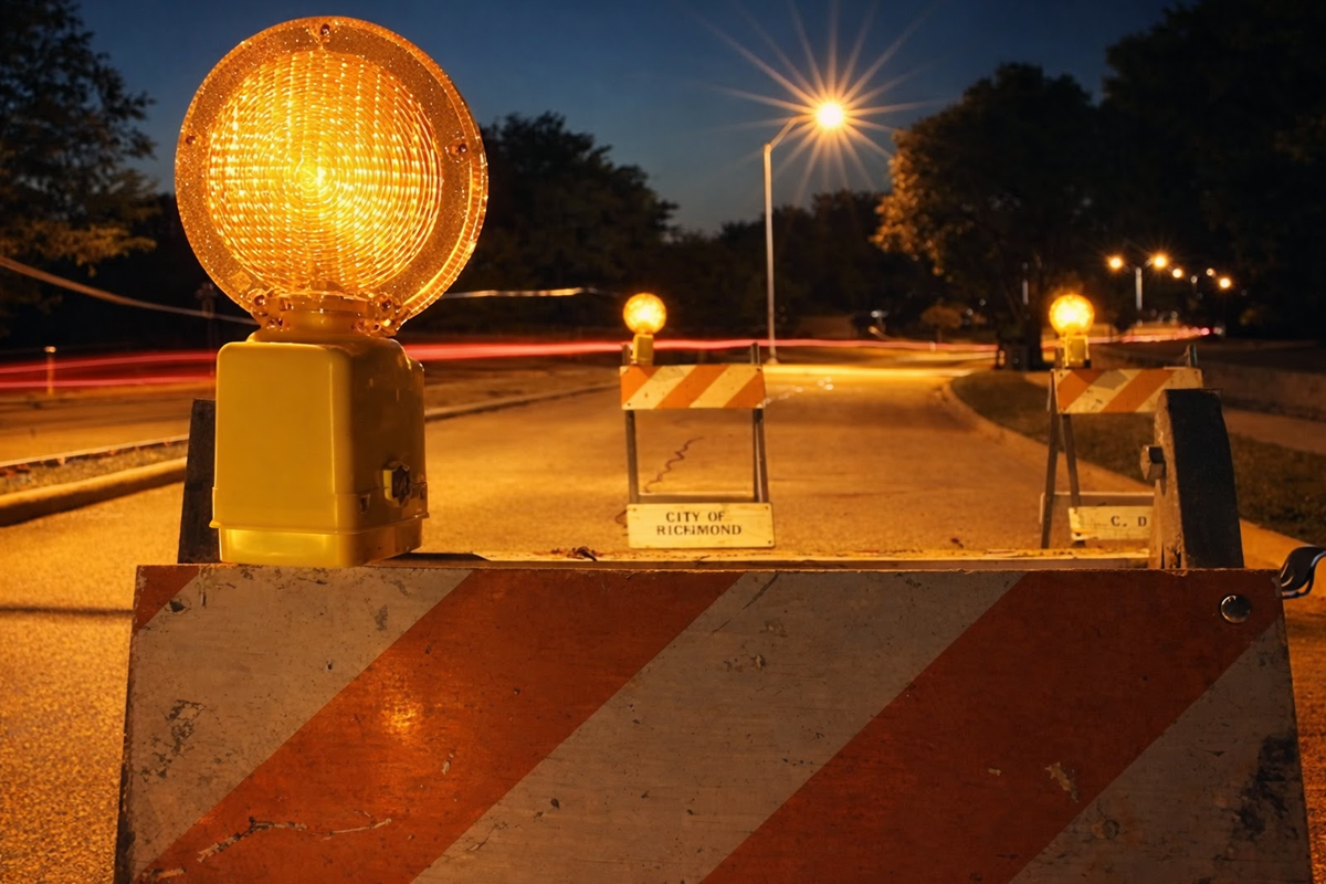 Steady-Burn, Flashing & Solar Barricade Lights - Safety Supplies USA